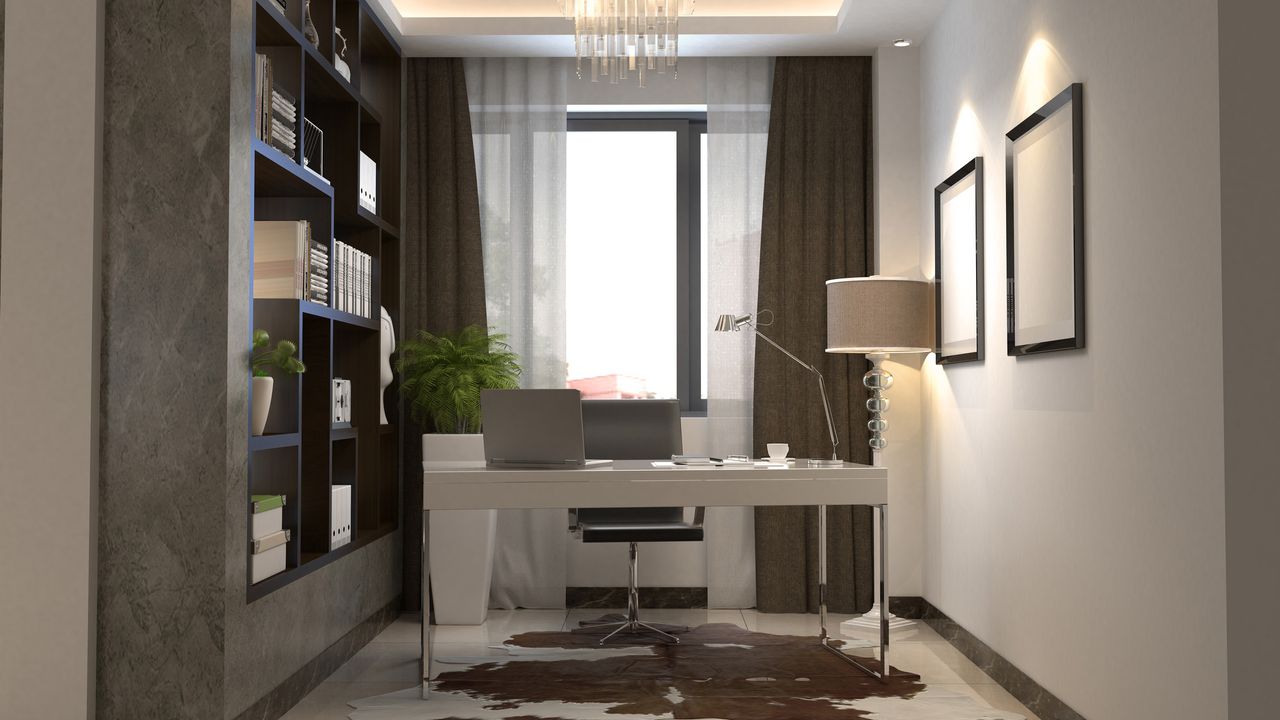 Guide to Optimizing an Onboard Yacht Office